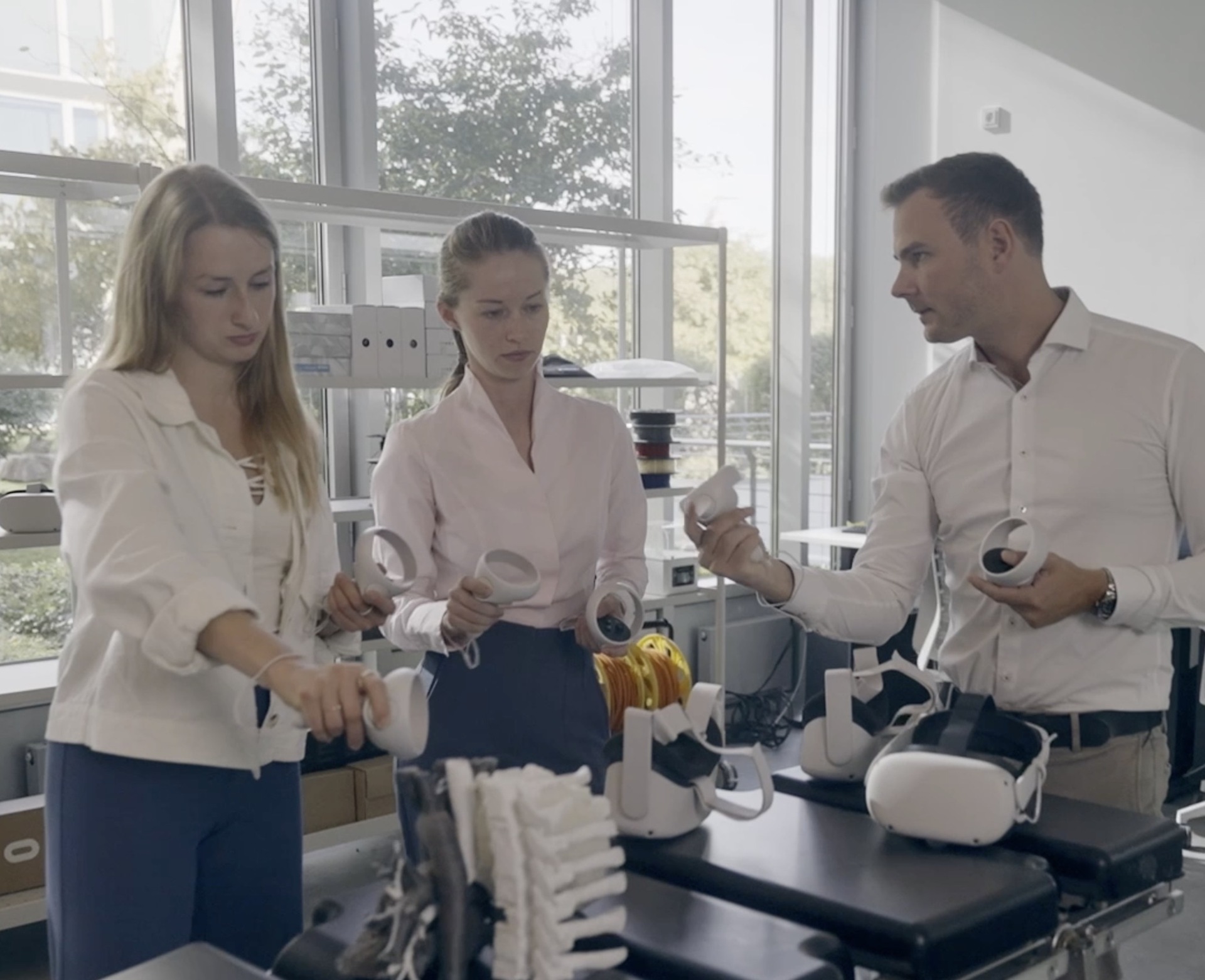 News + About | Medicalholodeck